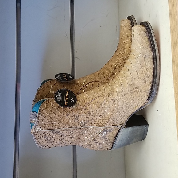 Corral | Shoes | New Womens Corral A4297 Full Python | Poshmark